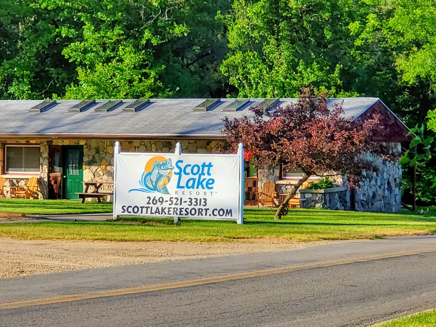 Rooms – Scott Lake Resort